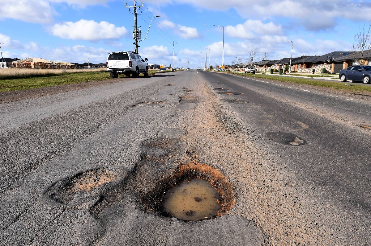 Media Statement: Fixing 5072 potholes is a drop in the ocean